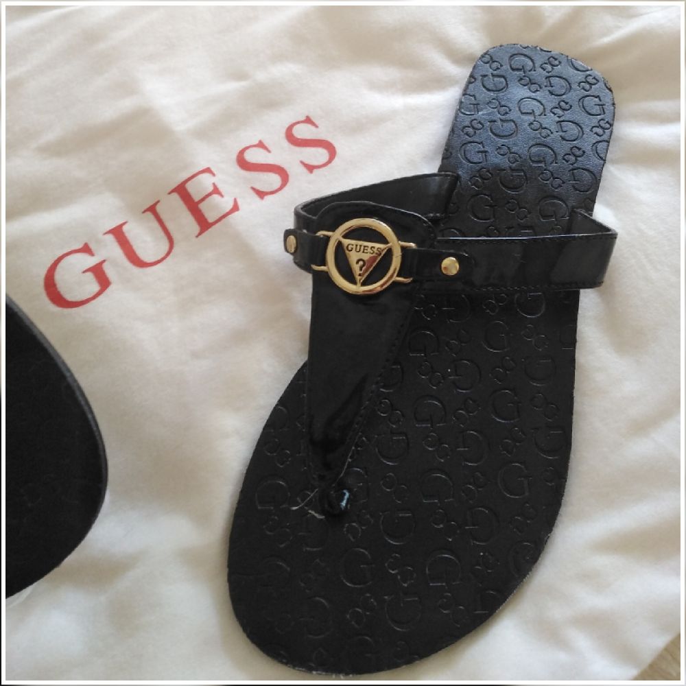 Mules pour Femmes | Guess | Taille 38/M | Dabchy.com